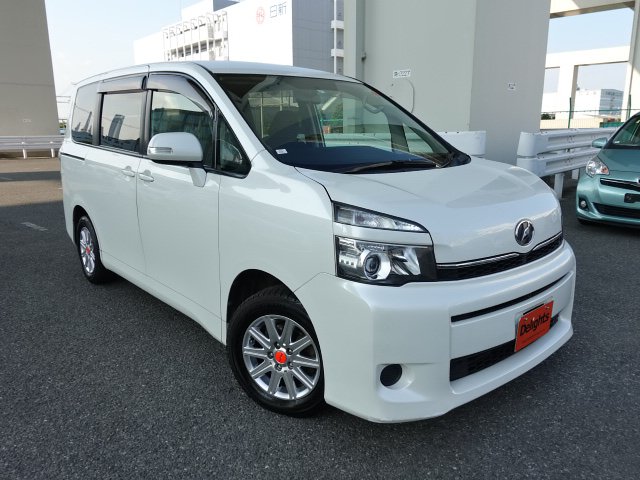 Used TOYOTA VOXY X,2013/7 | 41689 | DELIGHTS